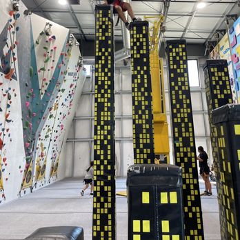 ALPINE CLIMBING ADVENTURE FITNESS - Updated May 2024 - 159 Photos & 65 ...