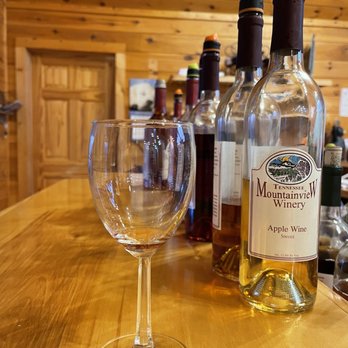 TENNESSEE MOUNTAIN VIEW WINERY - Updated October 2025 - 80 Photos & 38 ...