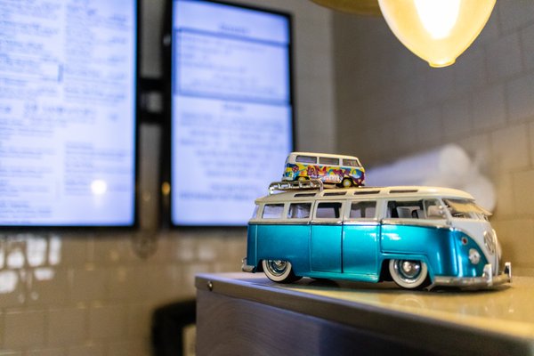 CROSS EYED COW PIZZA - 296 Photos & 326 Reviews - 19242 National Trails ...