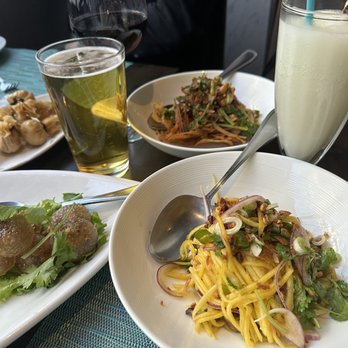 BLOOMN’ THAI - Updated December 2025 - 81 Photos & 103 Reviews - 442 ...
