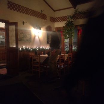 OLD COUNTRY INN RESTAURANT - Updated June 2024 - 249 Photos & 95 ...