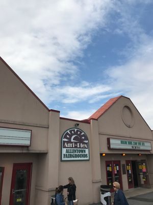 ALLENTOWN FAIRGROUNDS FARMERS MARKET - 97 Photos & 84 Reviews - Farmers ...