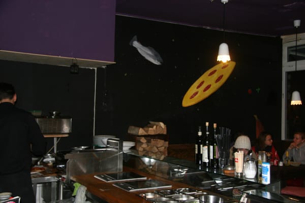 PIZZA VIRA - Updated May 2026 - 58 Photos & 97 Reviews - Warschauer Str ...