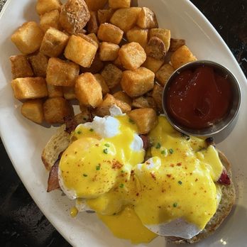 DERBY - Updated March 2025 - 379 Photos & 221 Reviews - 2233 6th Ave S ...