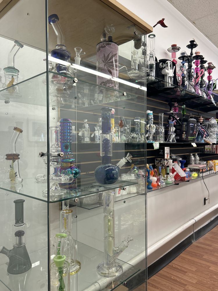 MR VAPE - Updated December 2025 - 6160 Falls Of Neuse Rd, Raleigh ...