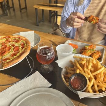 FAST FRIENDS BEER - Updated October 2025 - 239 Photos - 89 Reviews ...