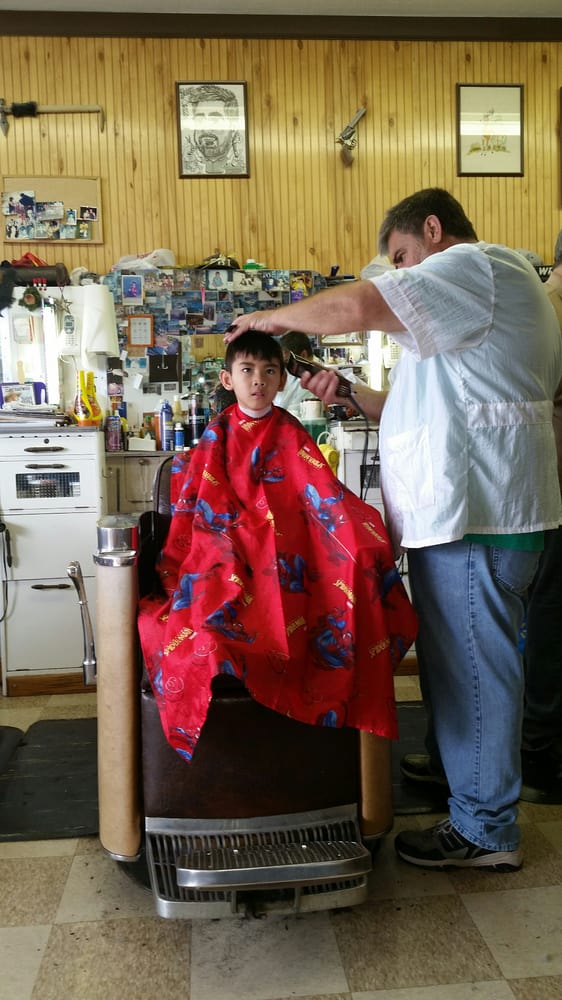 CASA VIEW BARBER SHOP - Updated January 2026 - 10338 Ferguson Rd ...