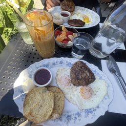 LUCILLE - Updated September 2025 - 357 Photos & 285 Reviews - 1218 H St ...