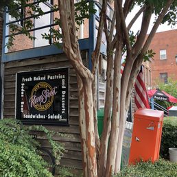 RIVER STREET DELI - Updated December 2025 - 151 Photos & 237 Reviews ...