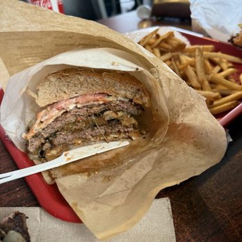 BOB’S ATOMIC BURGERS - Updated July 2025 - 675 Photos & 1069 Reviews ...
