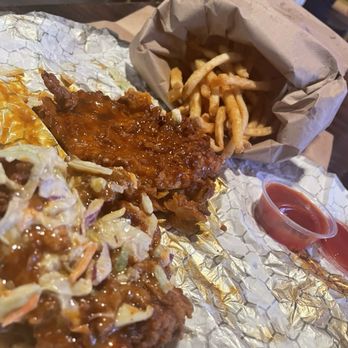 BRD - Updated March 2025 - 289 Photos & 239 Reviews - 301 W 29th St ...