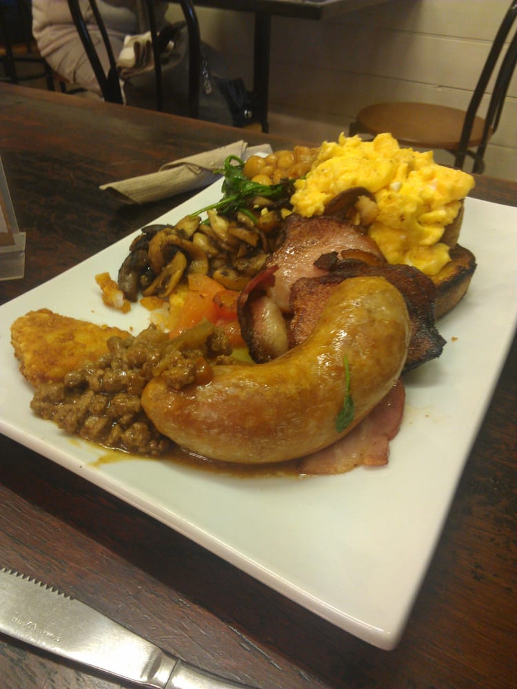 THE GIDDY GOAT CAFE - Updated May 2024 - 6606 Maroondah Hwy, Yarck ...