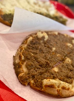 MANA’EESH - Updated October 2025 - 38 Photos & 39 Reviews - 2590 West ...