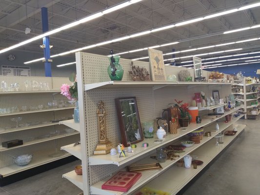 GOODWILL INDUSTRIES - Updated December 2024 - 6009 Mahoning Ave ...