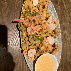 EARLS KITCHEN + BAR - 1403 Photos & 1365 Reviews - 800 Boylston Ave ...