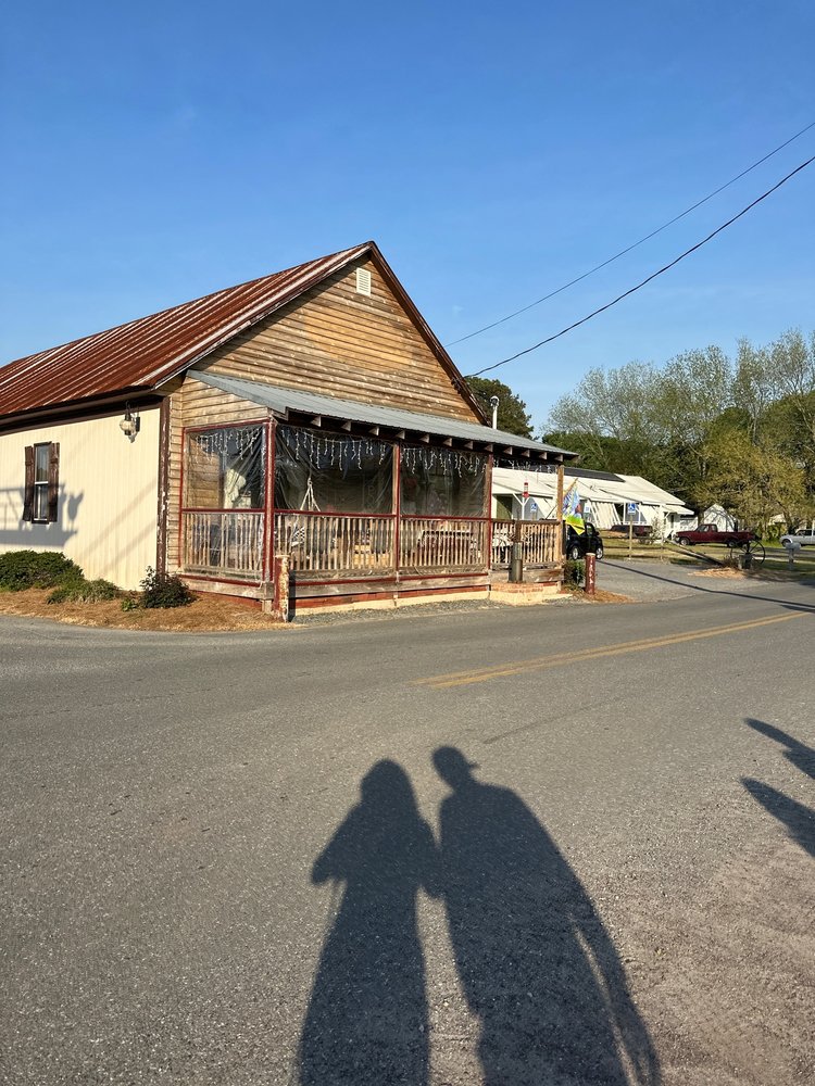 BARBELY’S - Updated August 2024 - 22 Photos & 21 Reviews - 8379 Patey ...