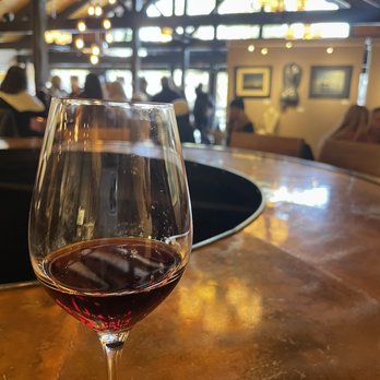 MIDDLE RIDGE WINERY - Updated July 2024 - 202 Photos & 107 Reviews ...