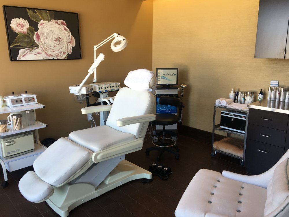 THE SKIN SUITE - Updated October 2025 - 1600 East Woodlawn Rd ...