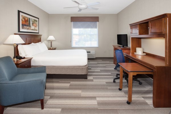 HOLIDAY INN EXPRESS - Updated December 2025 - 12 Photos - 107 Schum Ave ...