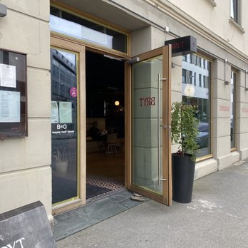 BRYT TAPASBAR - Updated April 2024 - 18 Photos - Notenesgata 1, Ålesund ...