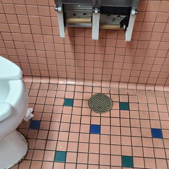 REGAL UA MAIN STREET - Updated October 2025 - 134 Photos & 114 Reviews ...