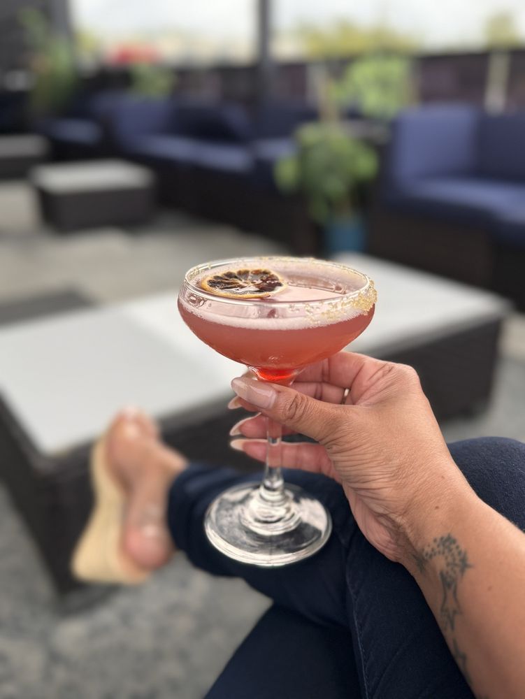 RESET - Updated February 2025 - 35 Photos & 15 Reviews - 606 Dennis St ...