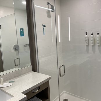 SPRINGHILL SUITES BY MARRIOTT ALBUQUERQUE NORTH/JOURNAL CENTER ...