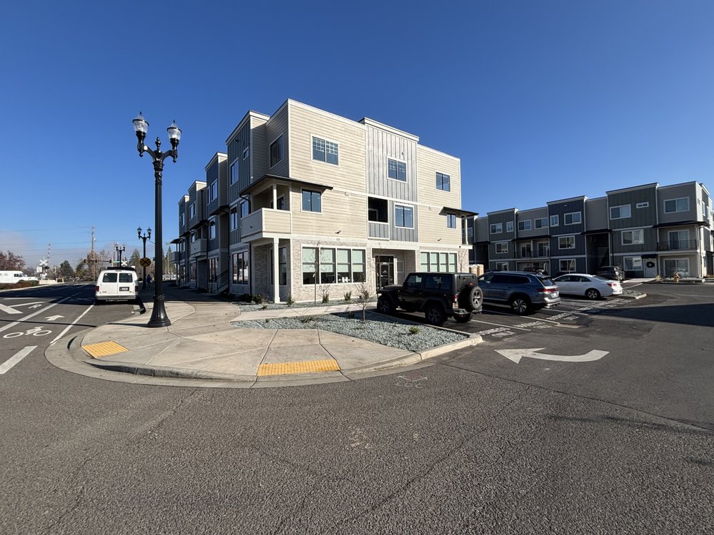 SOUTHERN OREGON FAMILY MEDICINE - Updated December 2025 - 101 Twin ...