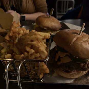 PARALLEL 49 BREWING - Updated August 2025 - 423 Photos & 194 Reviews ...