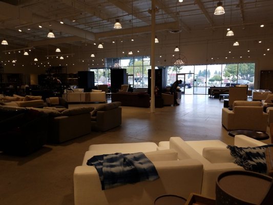 RH OUTLET VACAVILLE - 27 Photos & 20 Reviews - 1071 Helen Power Dr ...