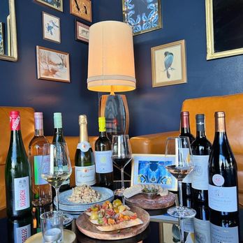 BELLEVILLE WINE BAR - Updated November 2024 - 427 Photos & 90 Reviews ...