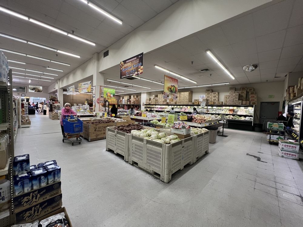 BOO HAN MARKET - Updated December 2025 - 83 Photos & 59 Reviews - 22618 ...