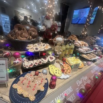 CARMEL BAKERY - Updated June 2024 - 1401 Photos & 1024 Reviews - Ocean ...