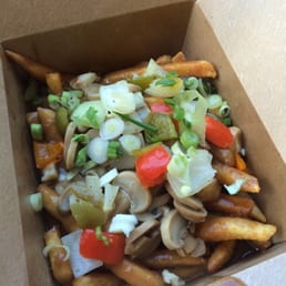 MEAN POUTINE - Updated August 2025 - 305 Photos & 304 Reviews - 718 ...