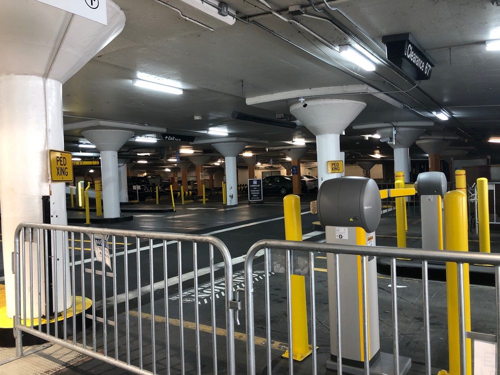 UNION SQUARE GARAGE - Updated July 2024 - 52 Photos & 119 Reviews - 333 ...