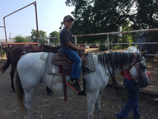 BROKEN BOW RANCH - 43 Photos & 59 Reviews - 1755 E Malloy Bridge Rd ...