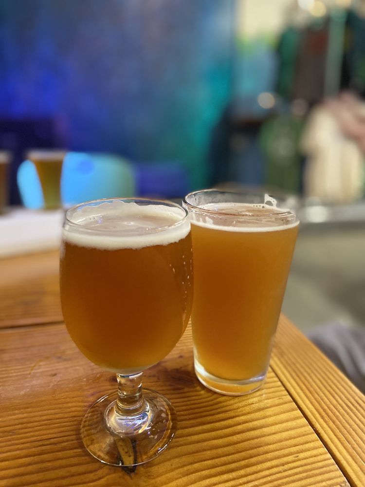 IDOL BEER WORKS - 123 Photos & 73 Reviews - 100 S Sacramento St, Lodi ...