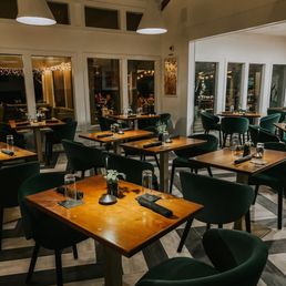 ARGYLE RESTAURANT - Updated January 2026 - 216 Photos & 67 Real Reviews - 254 Alta Mar Dr, Ponte ...