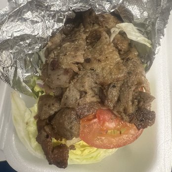 THE MAD GREEK - Updated January 2025 - 2614 Photos & 2208 Reviews ...