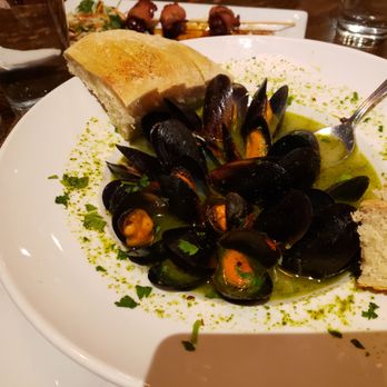 BISBEE’S TABLE - Updated April 2024 - 518 Photos & 563 Reviews - 2 ...