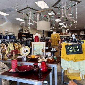 GW: A GOODWILL BOUTIQUE - Updated December 2025 - 41 Photos & 23 ...