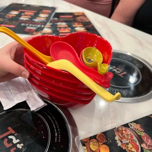 U & ME REVOLVING HOT POT - 838 Photos & 457 Reviews - 12384 S Apopka ...