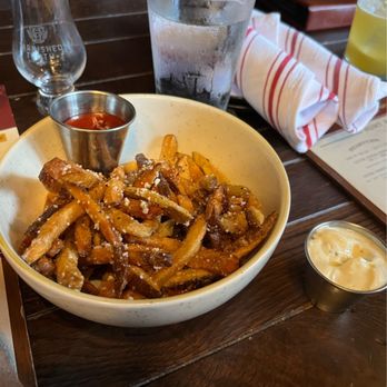 THE HUNT ROOM - Updated July 2024 - 502 Photos & 212 Reviews - 4200 ...