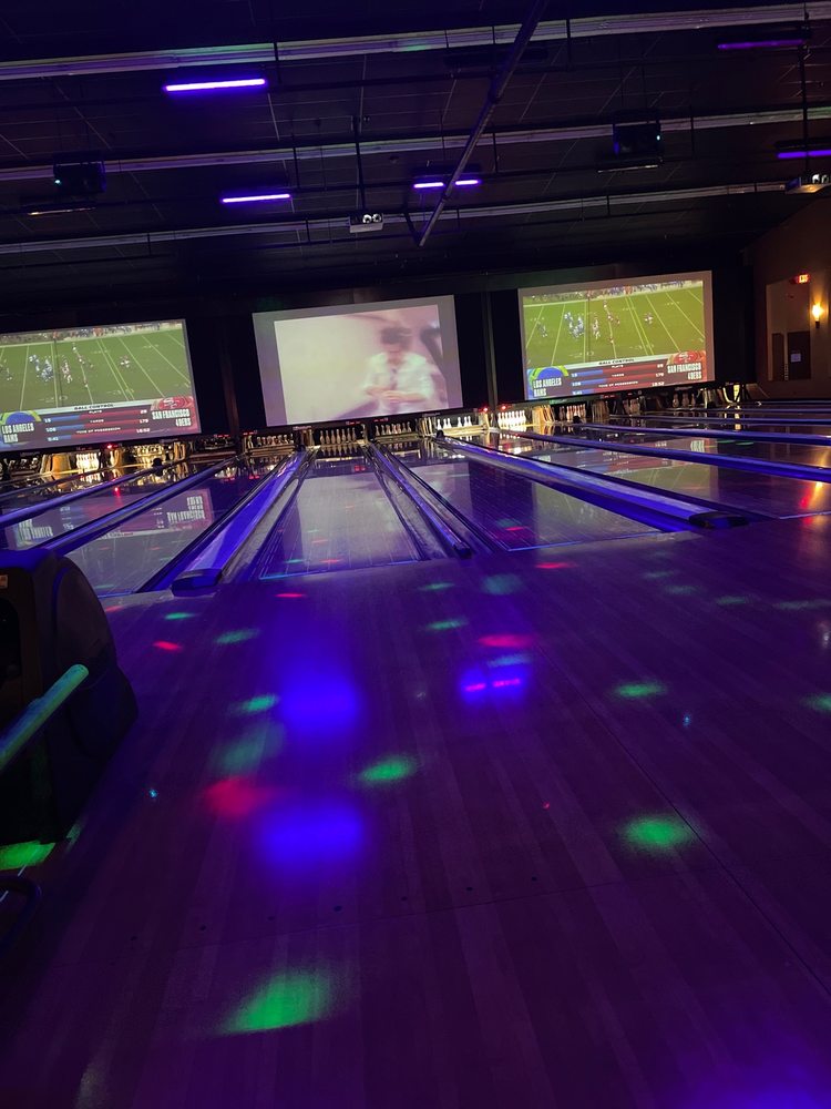 COLONIAL BOWLING & ENTERTAINMENT - 39 Photos & 85 Reviews - 2420 US Hwy ...