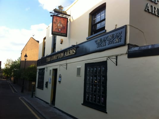 COMPTON ARMS - Updated December 2025 - 22 Photos & 21 Reviews - 4 ...