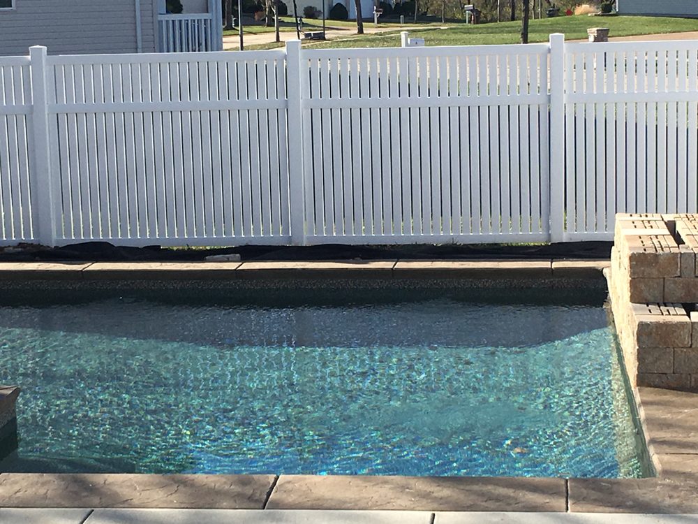 CR FENCE BUILDERS - Updated October 2025 - 15 Photos - 206 N Service Rd ...