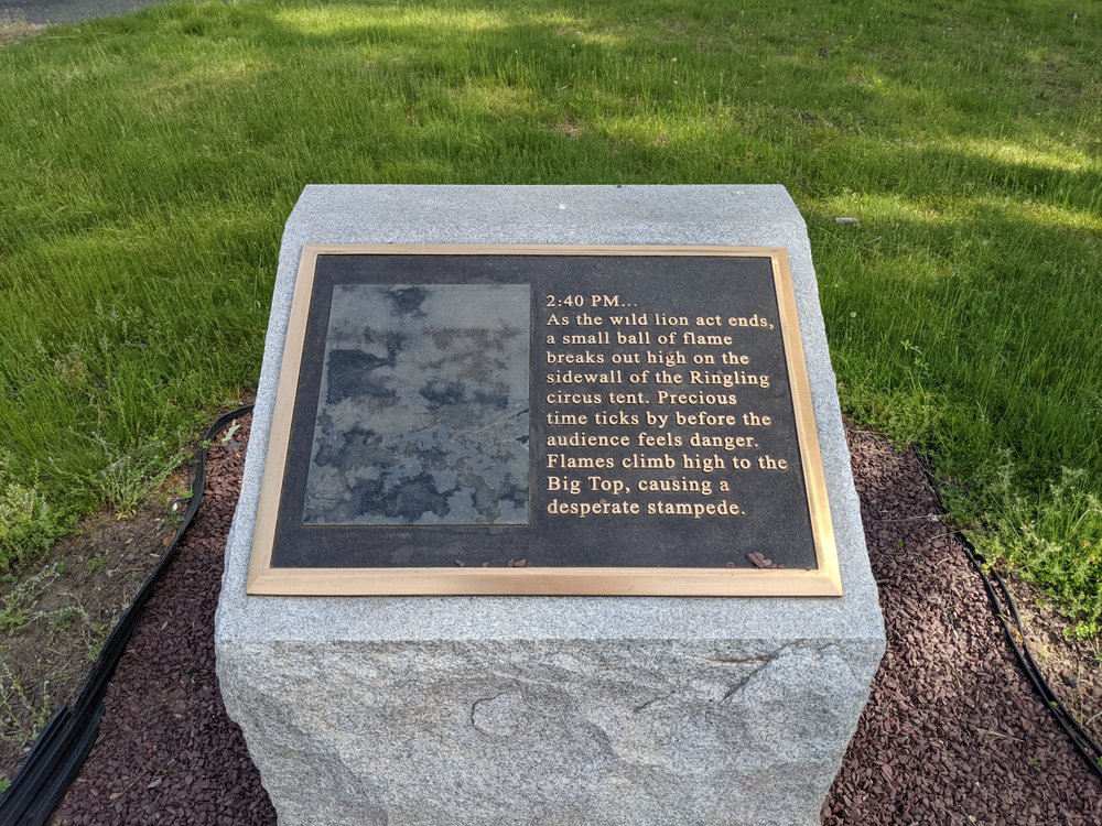 HARTFORD CIRCUS FIRE MEMORIAL - Updated August 2025 - 32 Photos - 350 ...