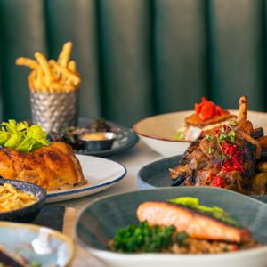 TOASTED KITCHEN & COCKTAILS - Updated July 2025 - 20 Photos & 14 ...