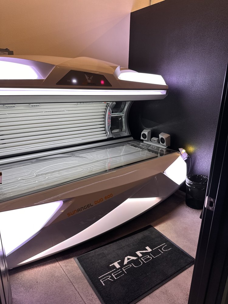TAN REPUBLIC NAMPA - Updated September 2025 - 20 Photos - 359 Caldwell ...