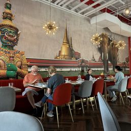 KIN DEE - Updated December 2025 - 2587 Photos & 985 Reviews - 1533 N ...